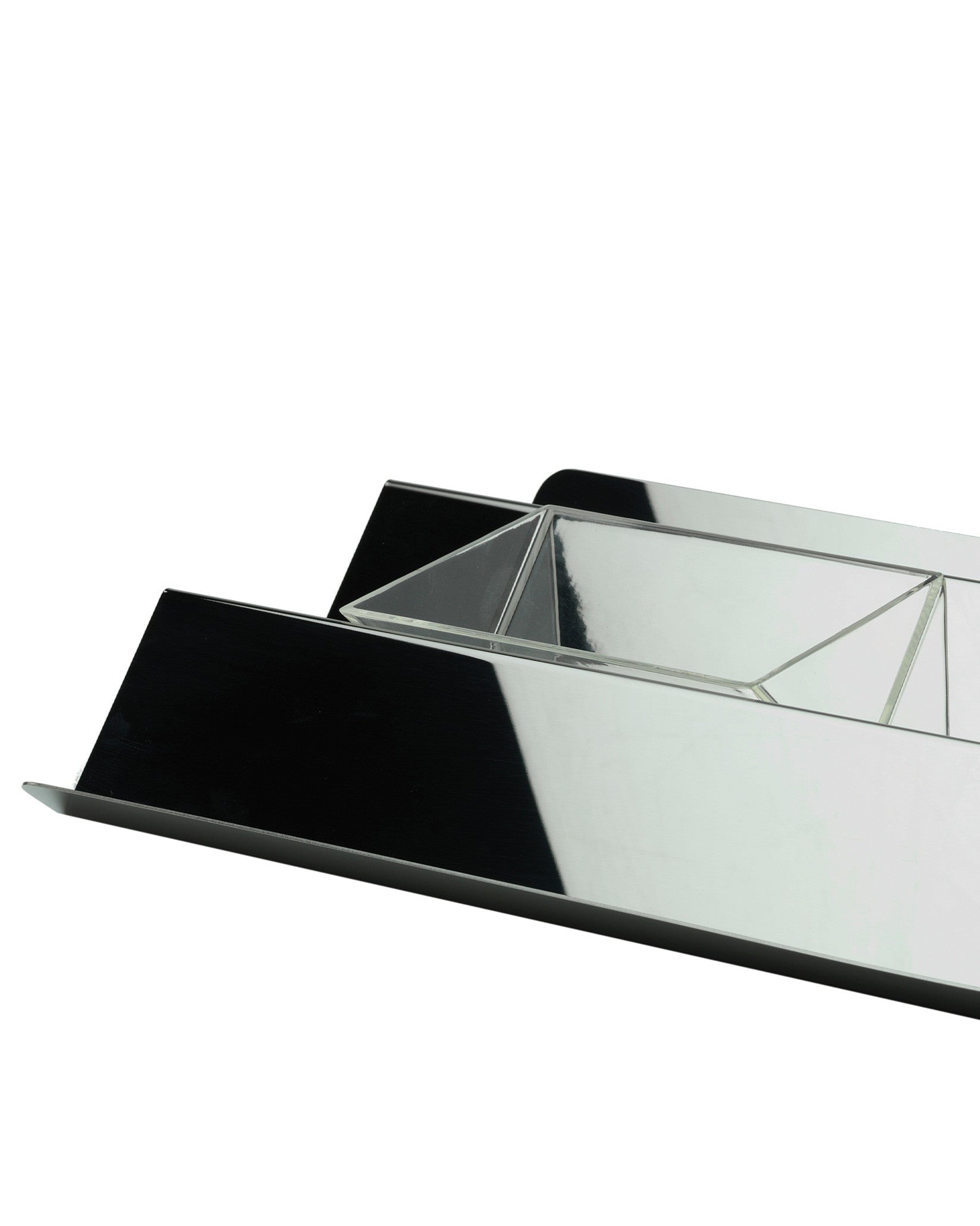 V tray - Multipurpose tray
