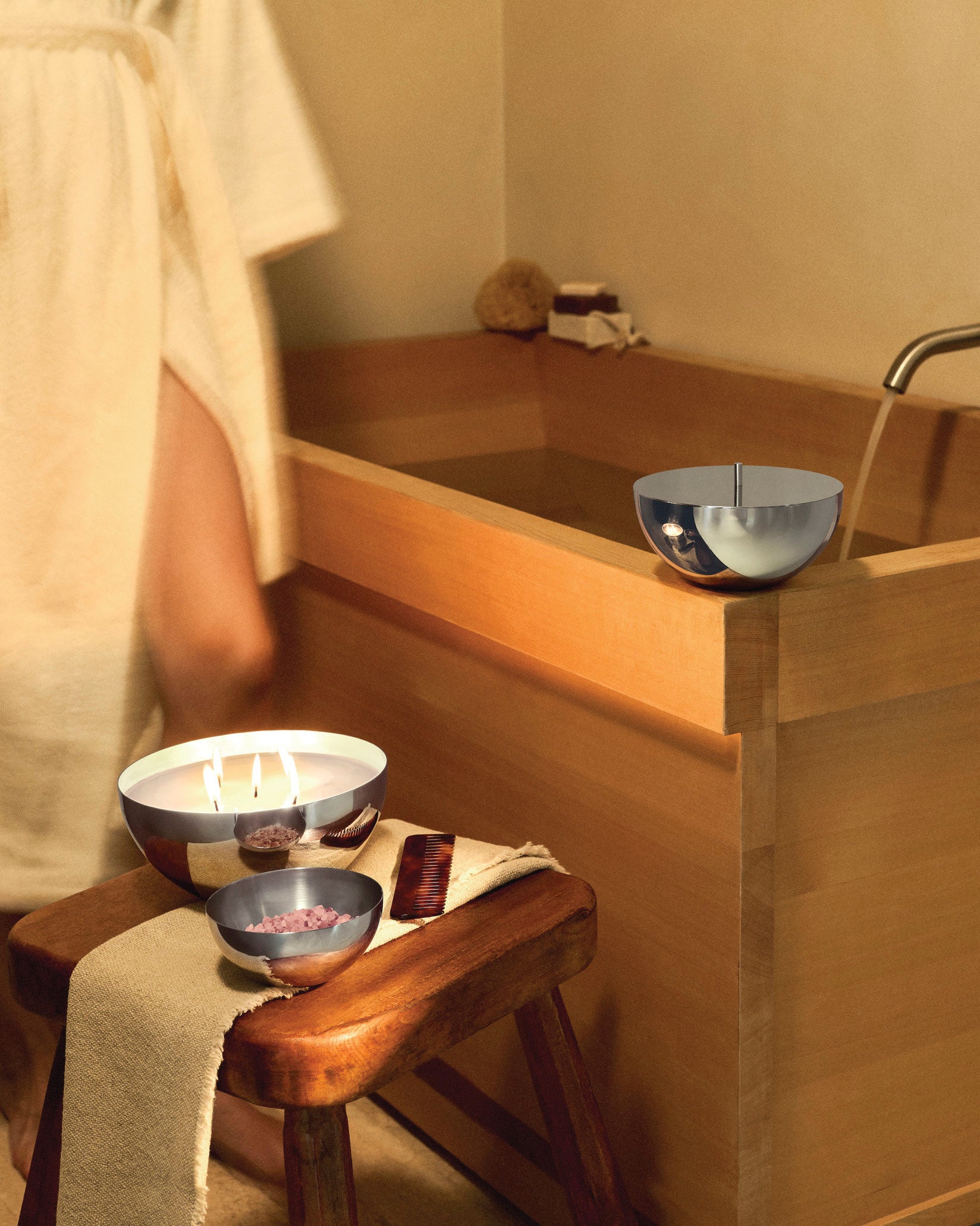 Rocc: Container with lid by Michael Anastassiades - Large | Alessi