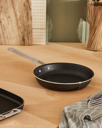Induction Cookware Sets and Stainless Steel Pots & Pans | Alessi